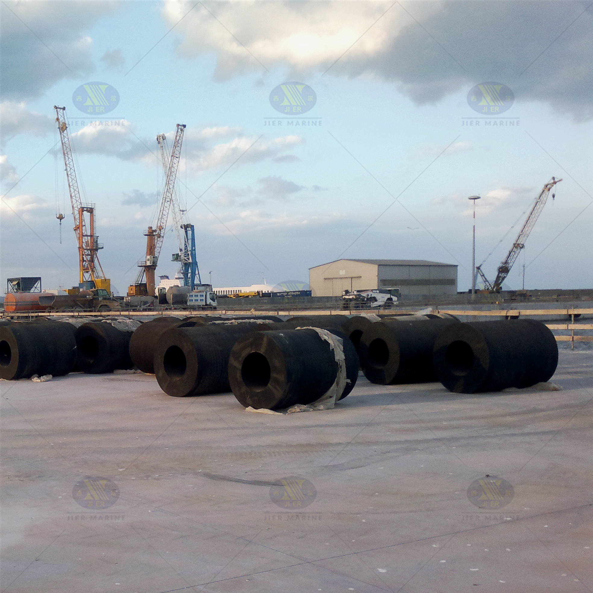 JIER Marine Cylindrical Fenders ready for installation in Italy - Jier ...